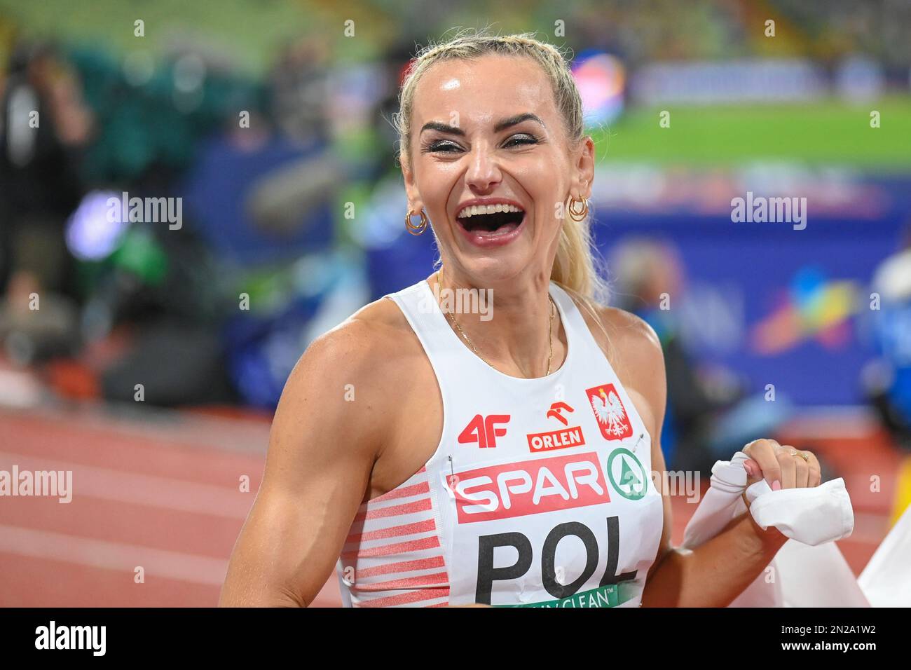 Justyna Swiety-Ersetic (Poland). 4x400 relay race women Silver Medal ...