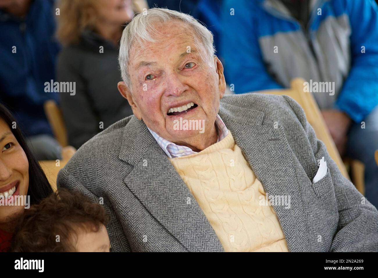 David Rockefeller smiles as he greets family and friends at a ceremony ...