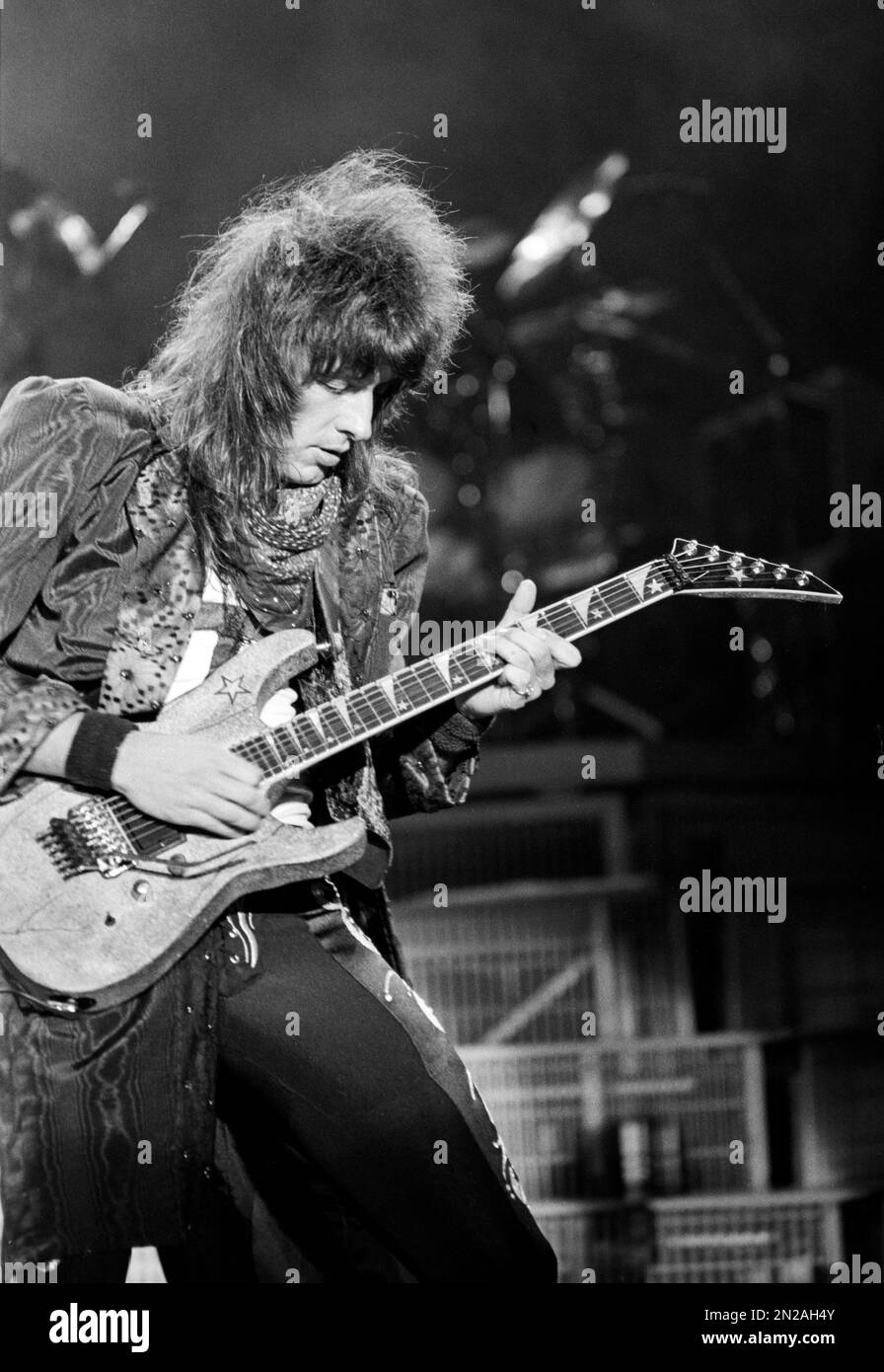 Richie Sambora of Bon Jovi in Concert 1987 in San Francisco, California ...