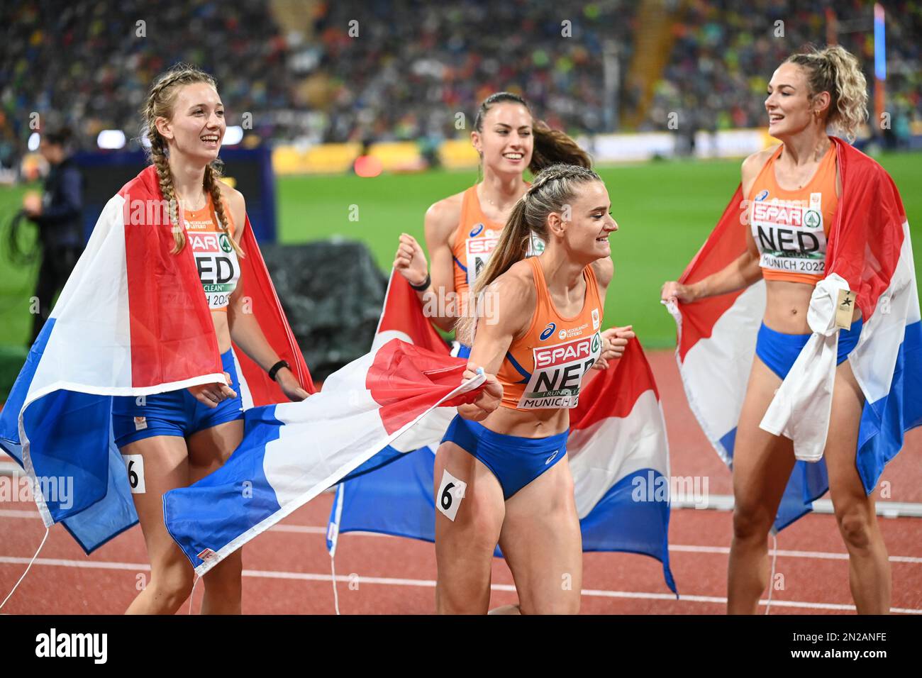 Netherlands: Eveline Saalberg, Lieke Klaver, Lisanne de Witte, Femke ...
