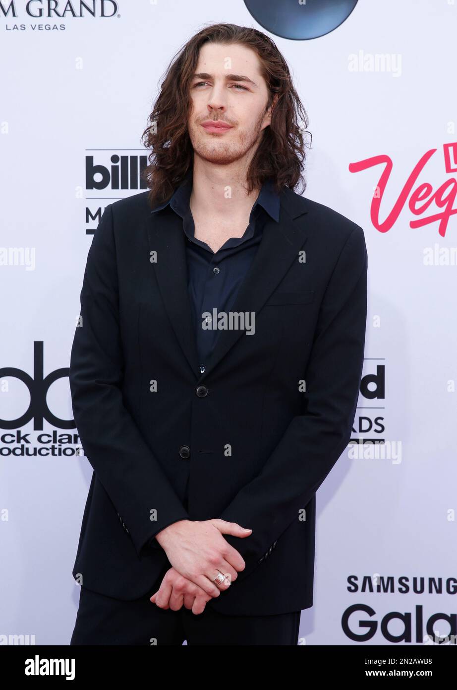 Hozier arrives at the Billboard Music Awards at the MGM Grand Garden ...