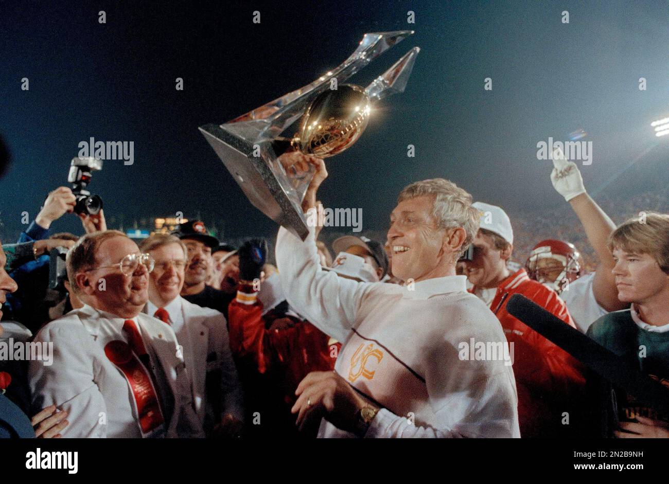 University of Southern California head football coach Larry Smith ...