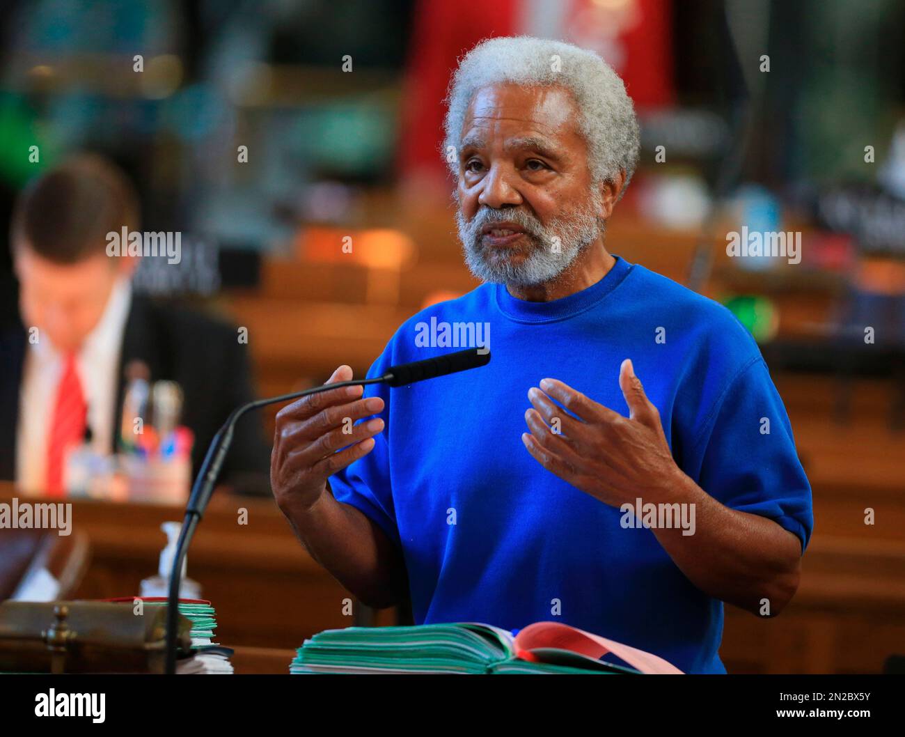 Neb. state Sen. Ernie Chambers of Omaha speaks during debate on LB173 ...