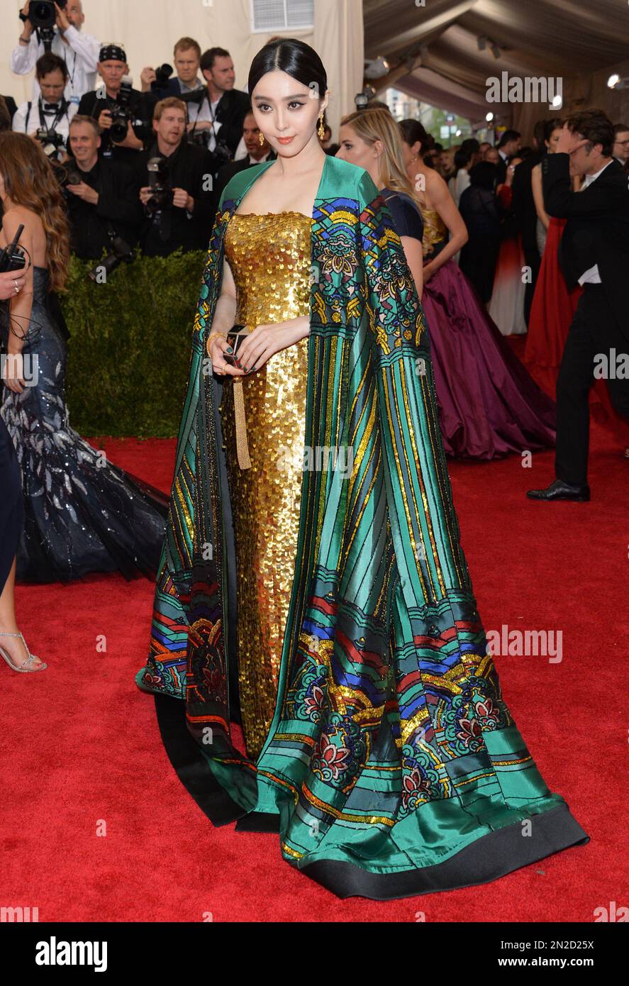 Fan Bingbing arrives at The Metropolitan Museum of Art's Costume ...