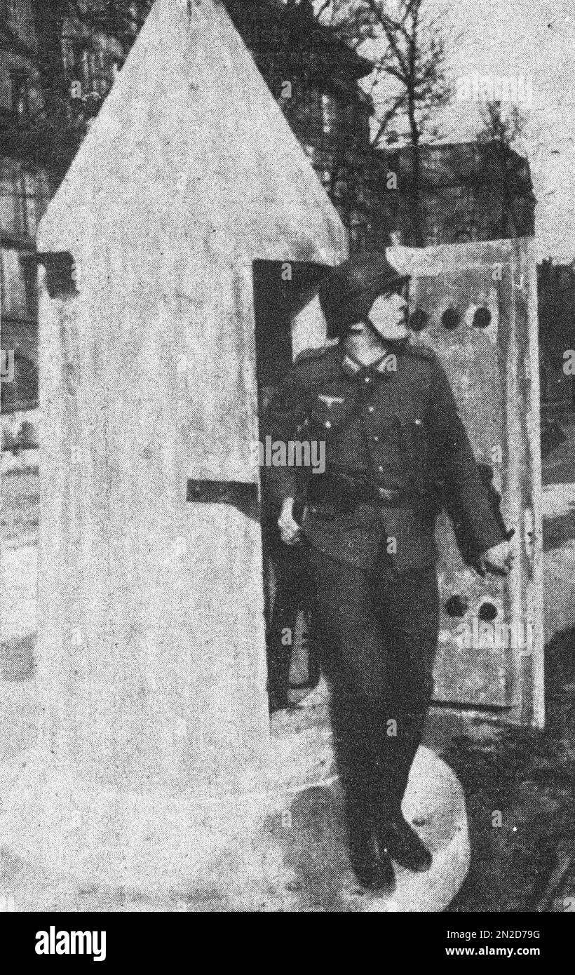 The German caption which accompanied this picture, which arrived in the ...