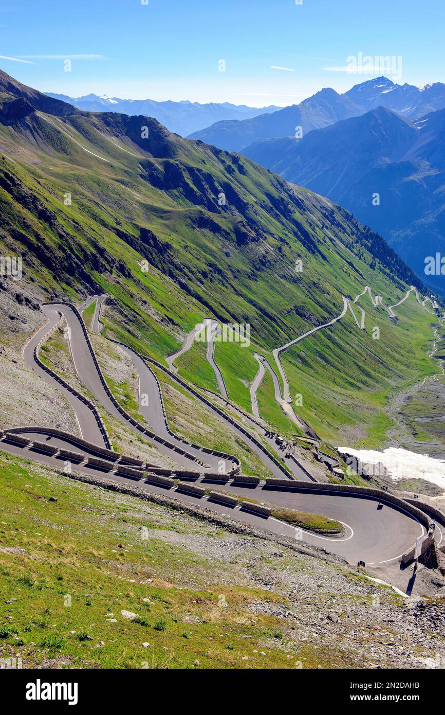 View of pass road to Stilfser Joch with serpentines, hairpin bends ...