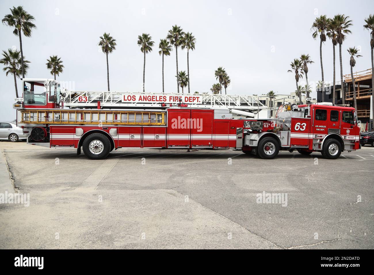 Los angeles fire hollywood hi-res stock photography and images - Alamy