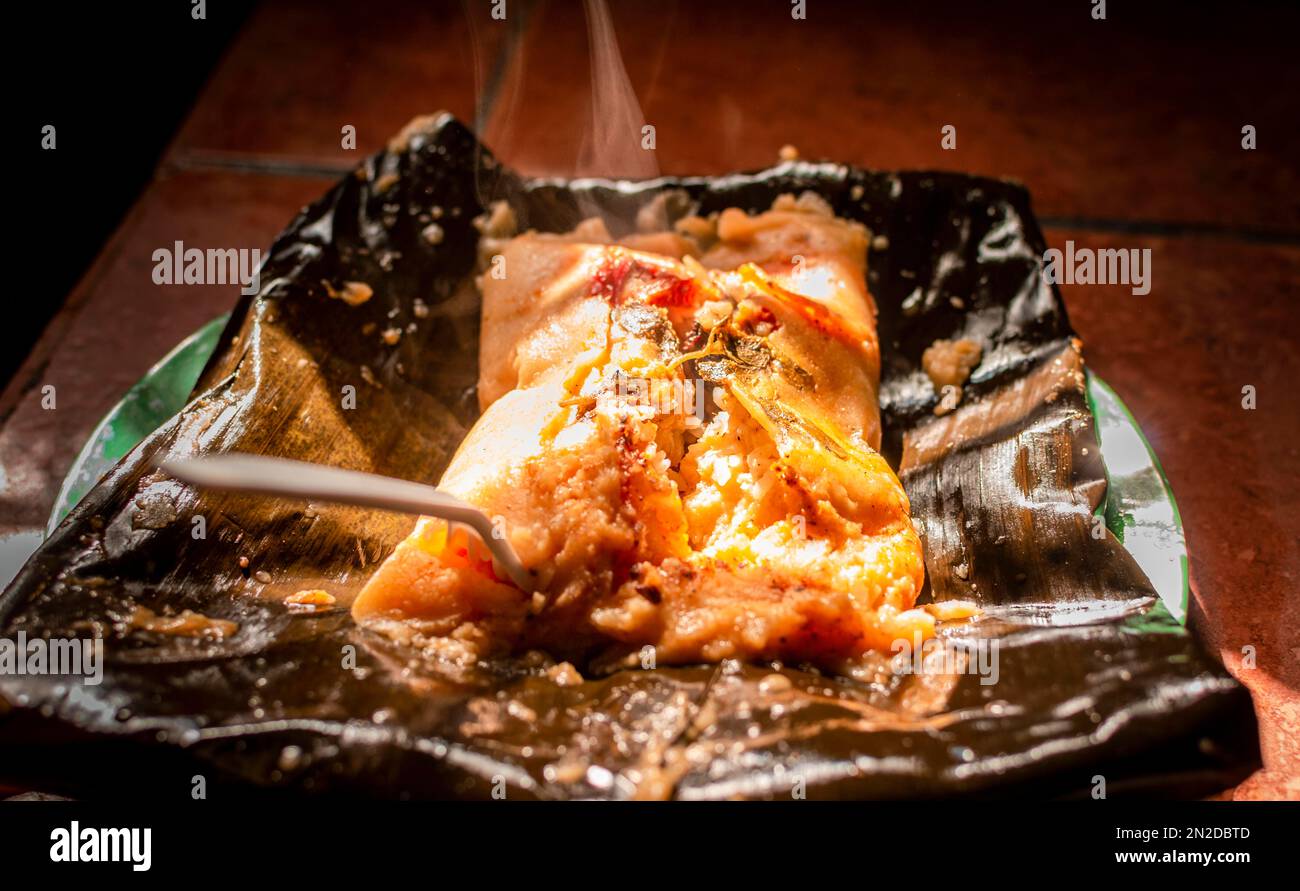 Banana leaf meal hi-res stock photography and images - Alamy