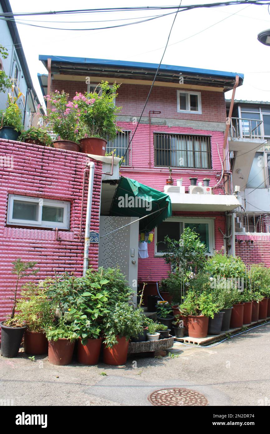 Korea life building hi-res stock photography and images - Alamy