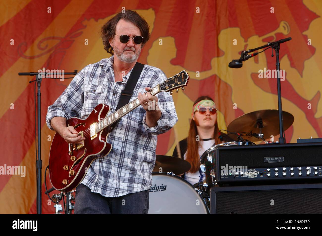 John Bell and Widespread Panic performs at the New Orleans Jazz ...