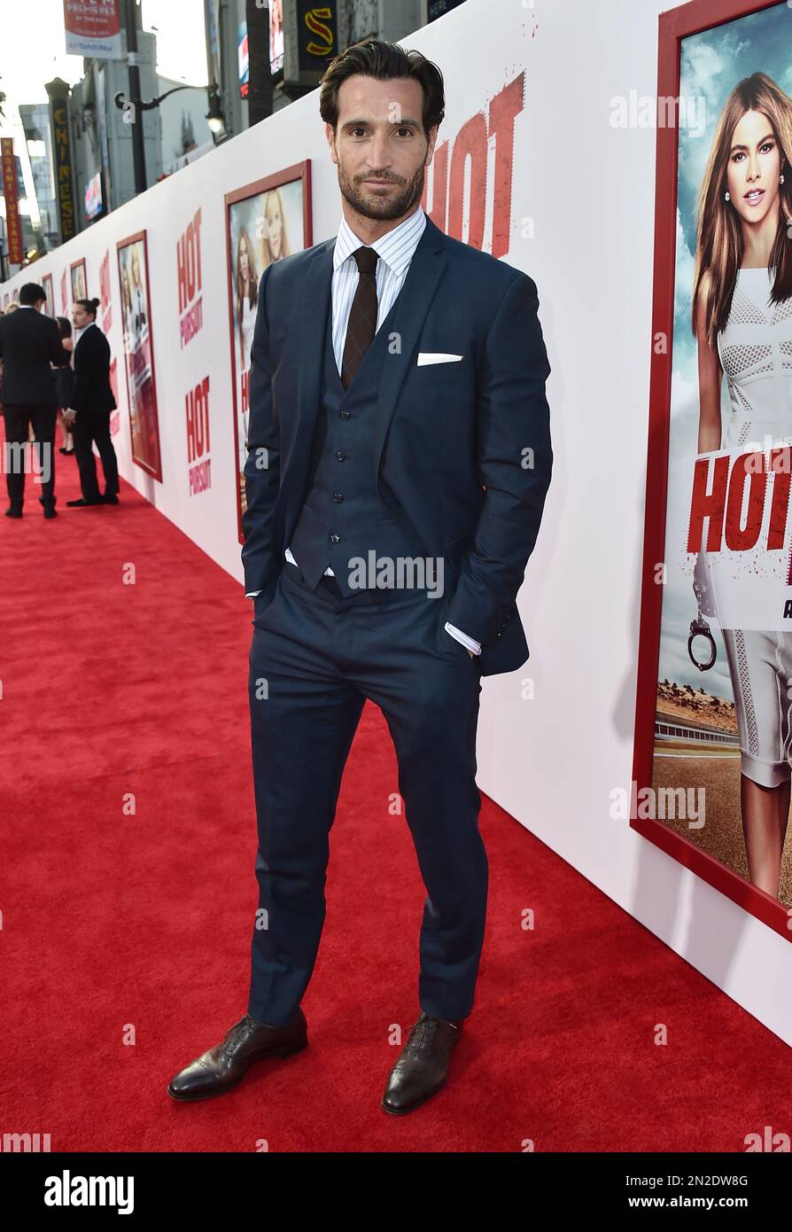 Matthew Del Negro arrives at the premiere of "Hot Pursuit" at the TCL ...