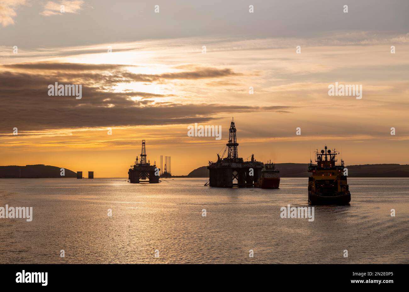 Oil rigs and a supply vessel in the harbour area of Invergordon, Great ...