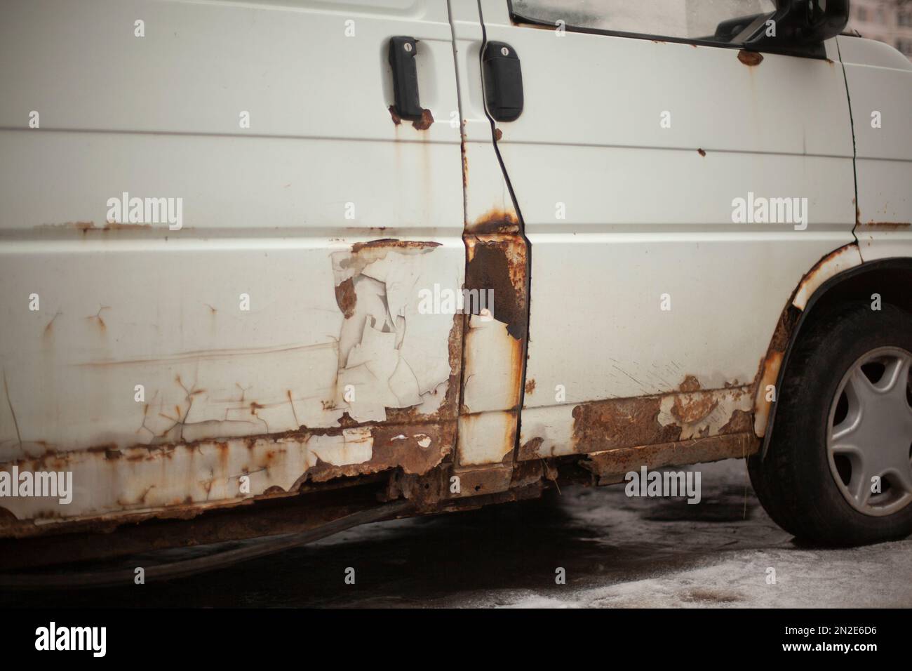 Car crash 90s hi-res stock photography and images - Alamy