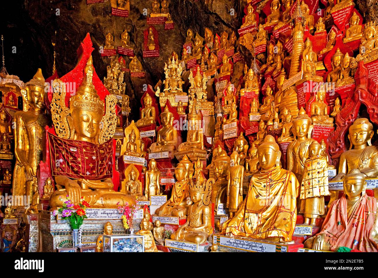 Pindaya Cave with over 8000 Buddha statues, Shwe U Min Pagoda, Pindaya ...