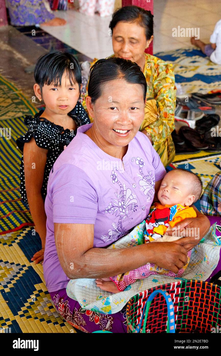 Glaebige at the Inauguration ceremony of the A Lo Taw Pauk Pagoda, Inle ...
