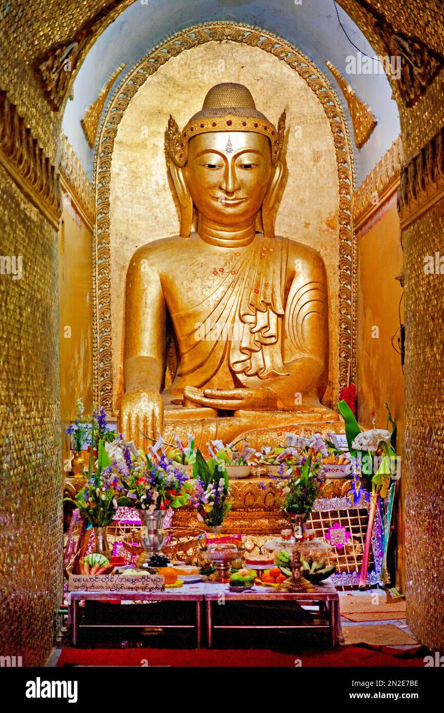Buddha Statue, A Lo Taw Pauk Pagoda, Inle Lake, Myanmar, Inle Lake ...