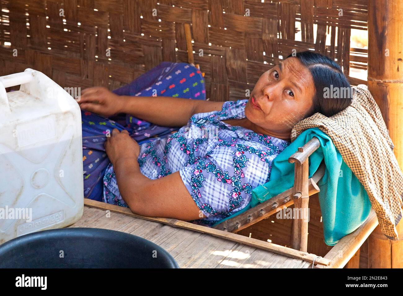 Farmers' market in Pwe Hla, Myanmar, Pwe Hla, Myanmar Stock Photo - Alamy
