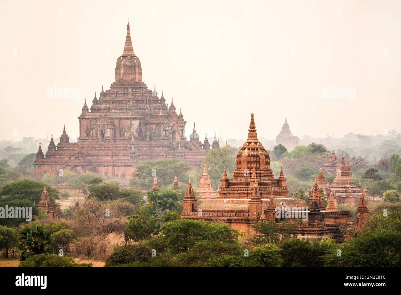 Plain with many temples, Bagan, Myanmar Stock Photo - Alamy