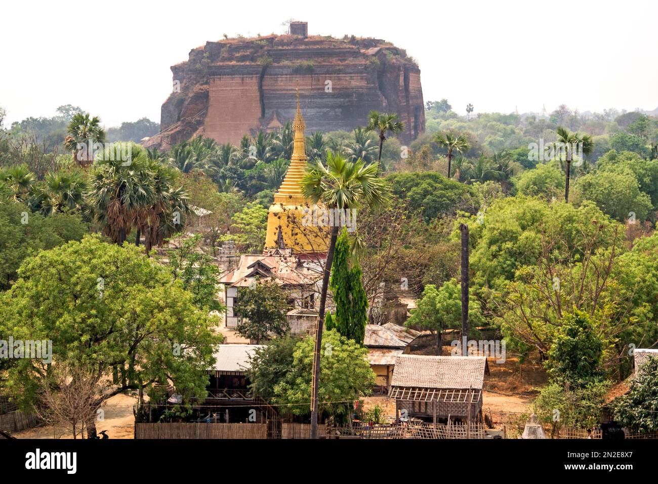 Mingun Pagoda, largest pagoda in the world, Mingun on the Irrawaddy ...