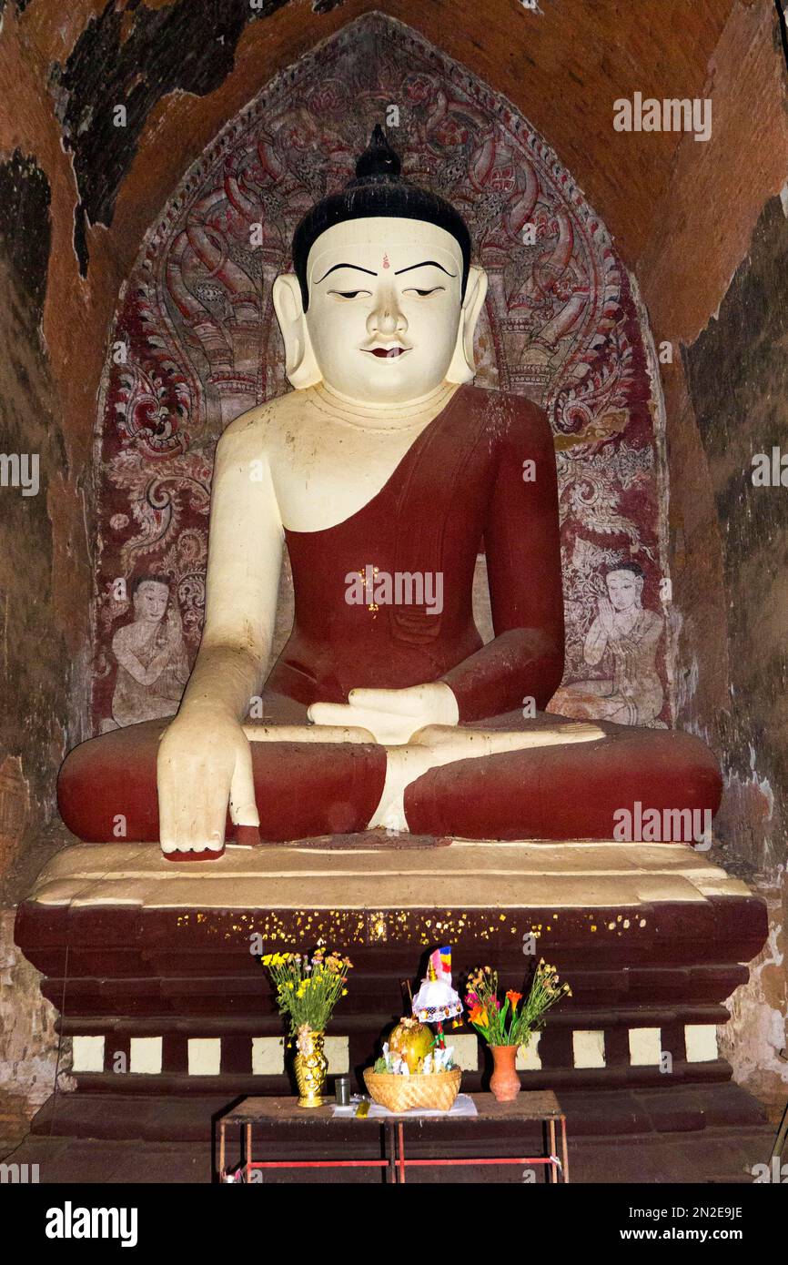 Dhamma yan gyi hi-res stock photography and images - Alamy
