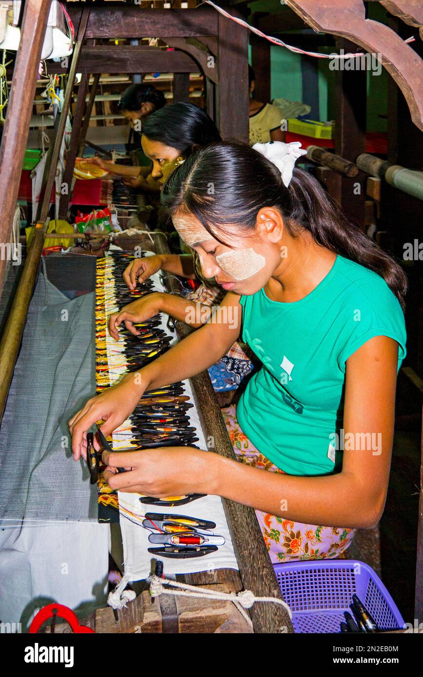 Silk weaving, Myanmar, Pindaya, Myanmar Stock Photo - Alamy