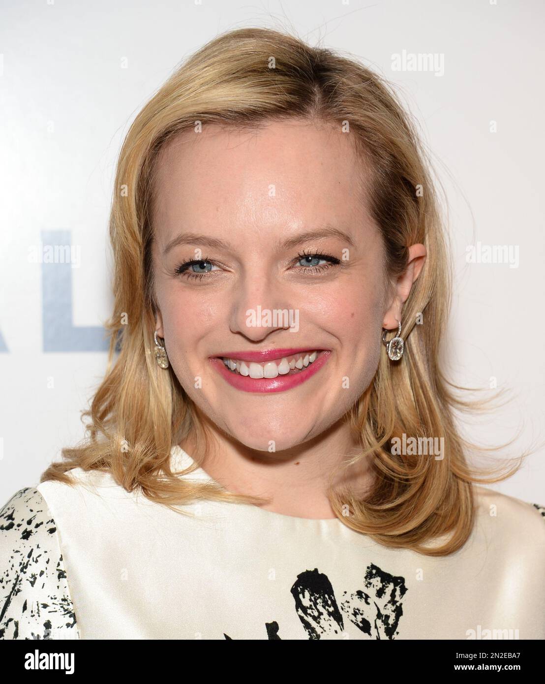 Elisabeth Moss Actress arrives at the 42nd Annual Chaplin Award Gala ...