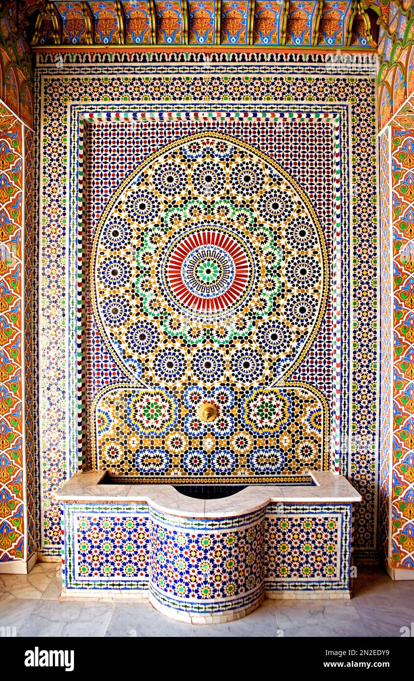 Mosaic fountain at a workshop in Fes, Fes, Morocco Stock Photo - Alamy