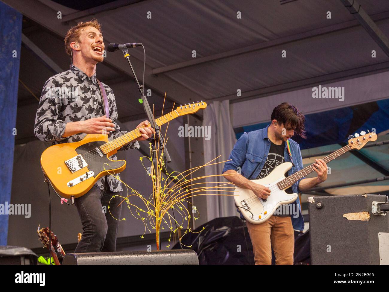 Taylor Guarisco and Josh LeBlanc perform with the Givers at the New ...