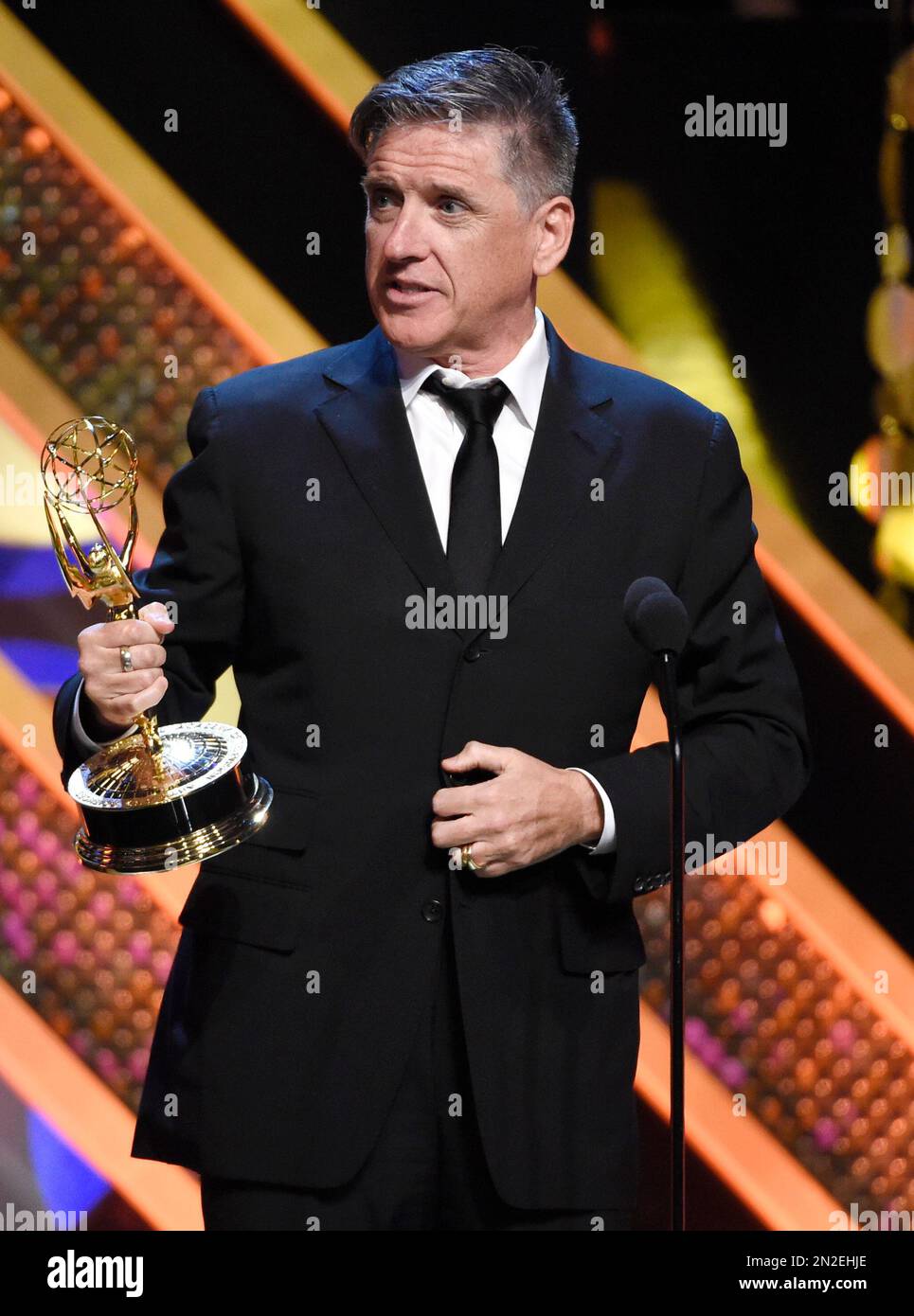 Craig Ferguson accepts the award for outstanding game show host for ...