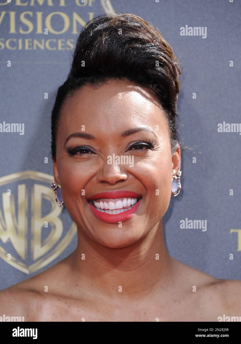 Aisha Tyler arrives at the 42nd annual Daytime Emmy Awards at Warner ...