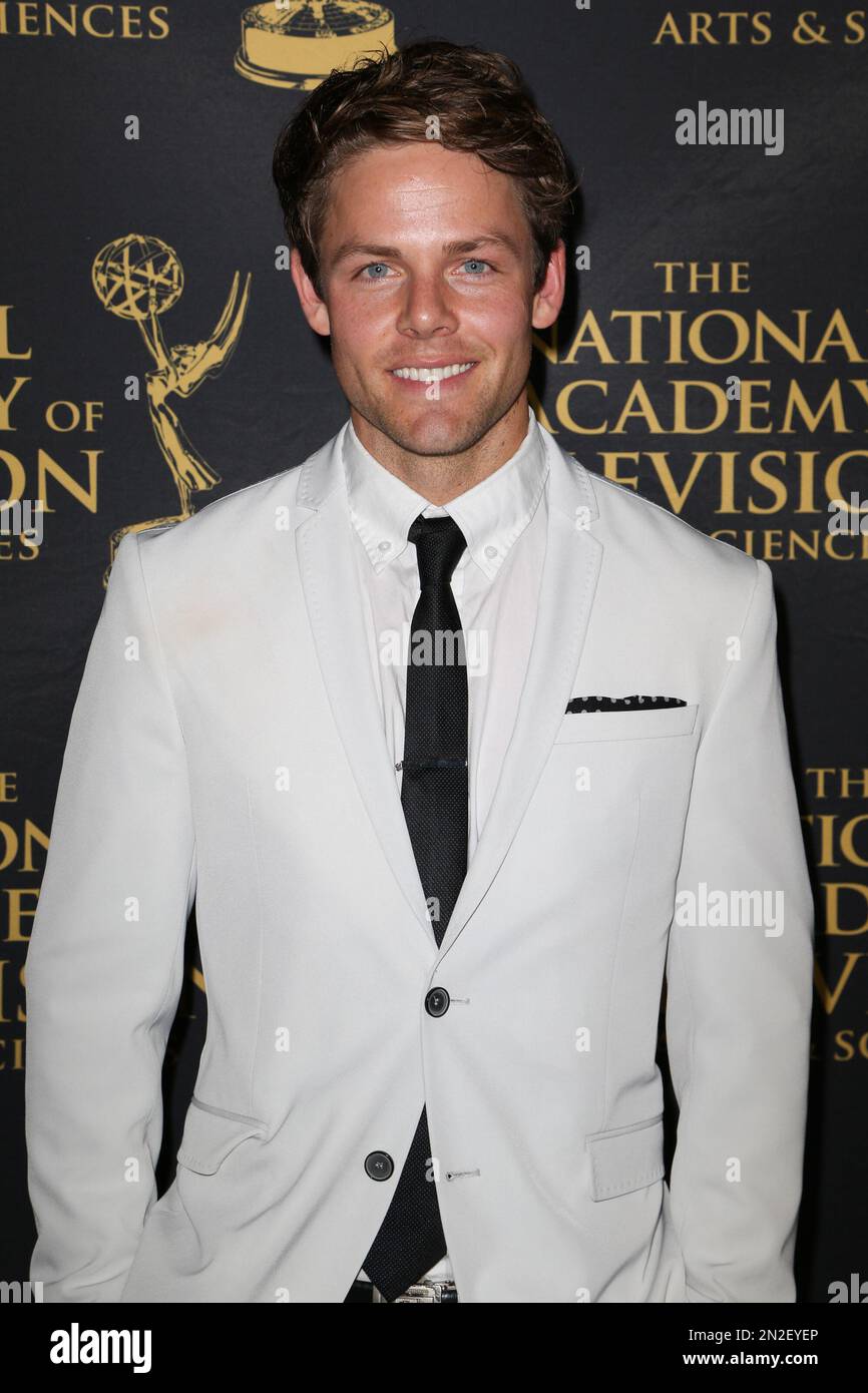 Lachlan Buchanan arrives at the 2015 Daytime Creative Arts Emmy Awards ...