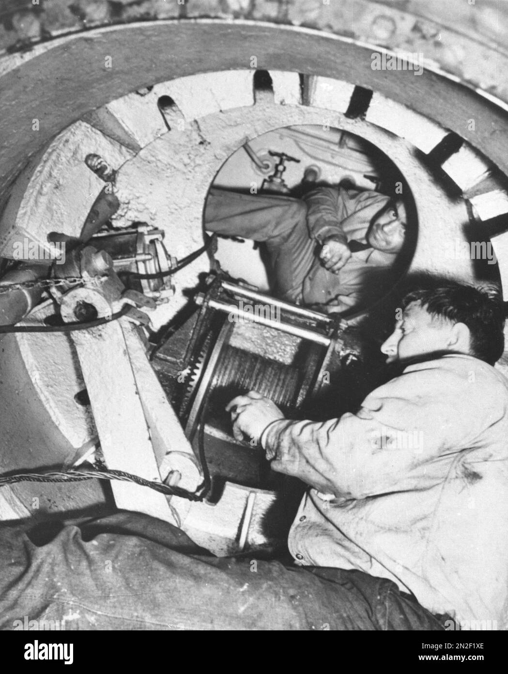 This is a view from the bottom of the Navy's diving bell showing how ...