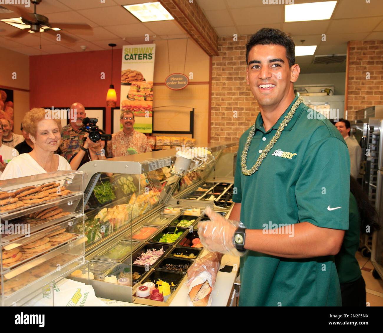 IMAGE DISTRIBUTED FOR SUBWAY - Marcus Mariota, 2015 draft prospect and ...