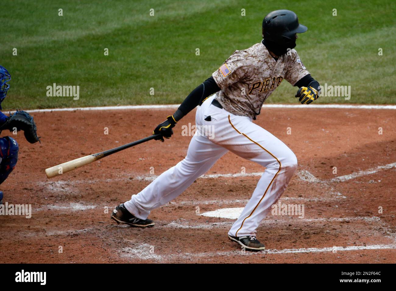 Pittsburgh Pirates' Gregory Polanco drives in the go-ahead run with a ...