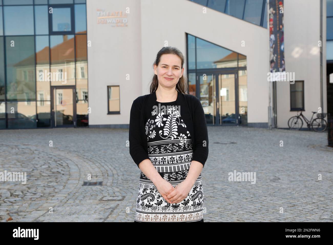 Im Bild: Madlena Mahling. Staatsministerin Klepsch stellt neue ...