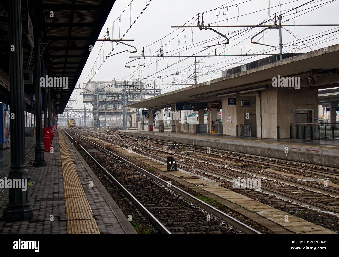 View of Bologna Centrale railway station. Italy Stock Photo - Alamy