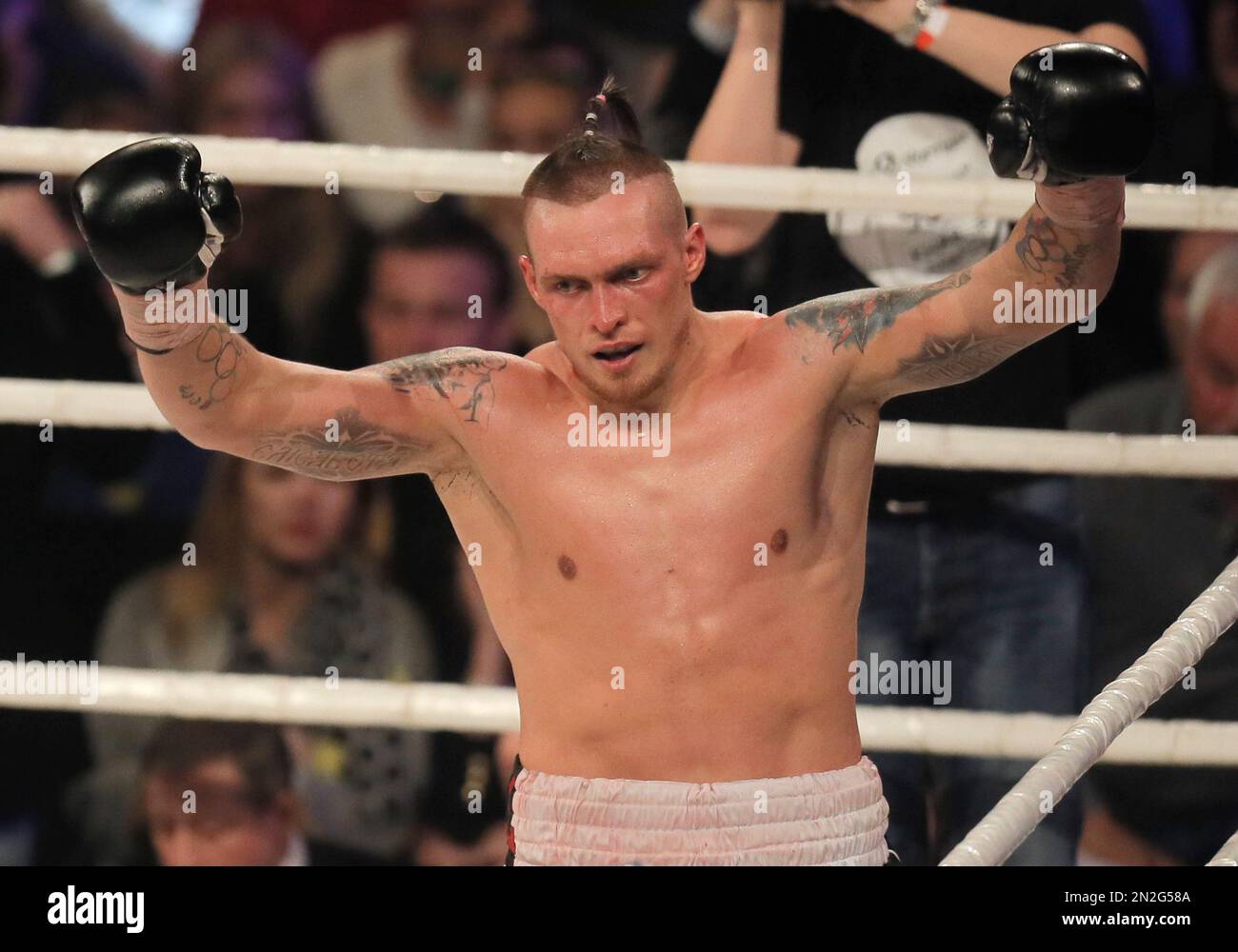 Ukrainian boxing Olympic champion Oleksandr Usyk celebrates after ...