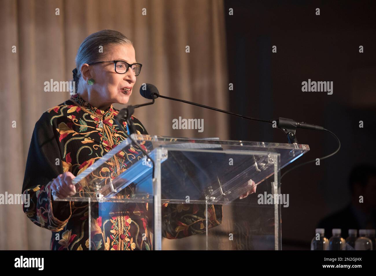 Supreme Court Justice Ruth Bader Ginsburg pays tribute to Justice ...