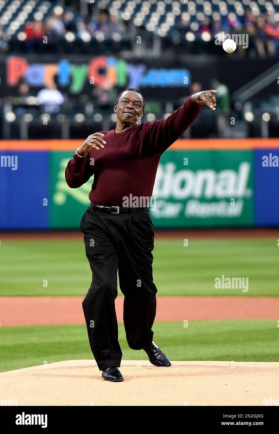 CORRECTS YEAR TO 2015 - Former New York Mets Al Jackson, who pitched ...