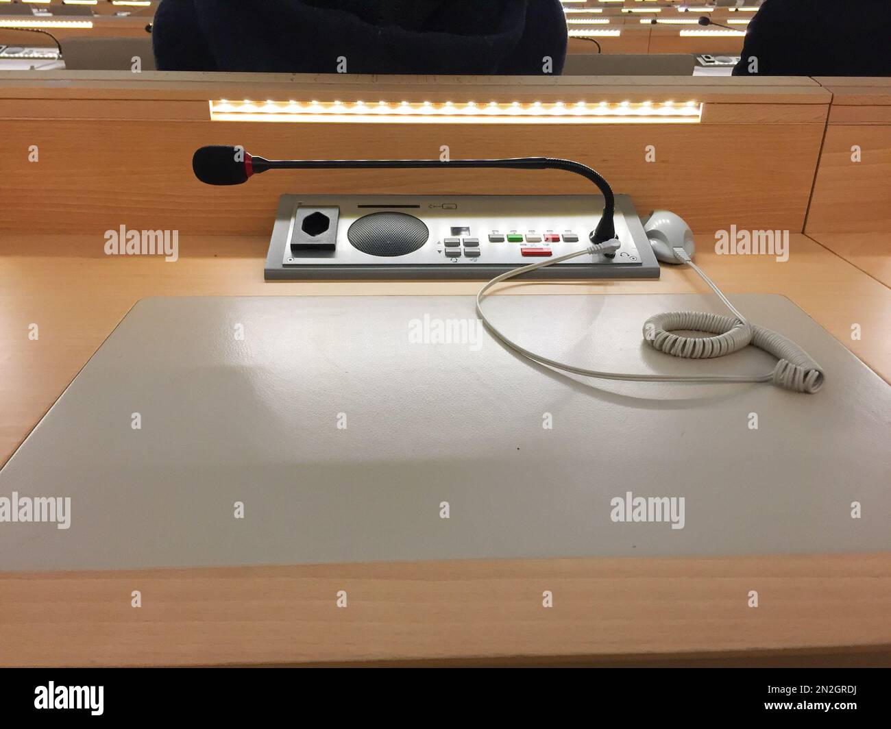 Translation booth conference hi-res stock photography and images - Alamy