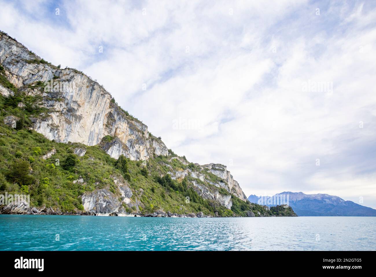 Kayak tour around the famous marble caves Catedral de Marmol, Capilla ...