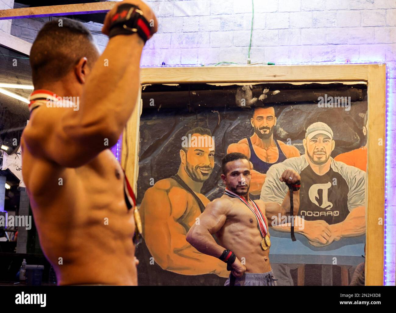 Egyptian weightlifter hi-res stock photography and images - Alamy