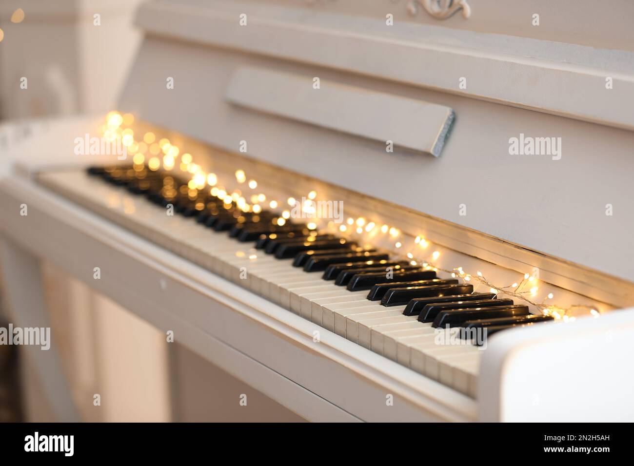 Glowing keys hi-res stock photography and images - Alamy