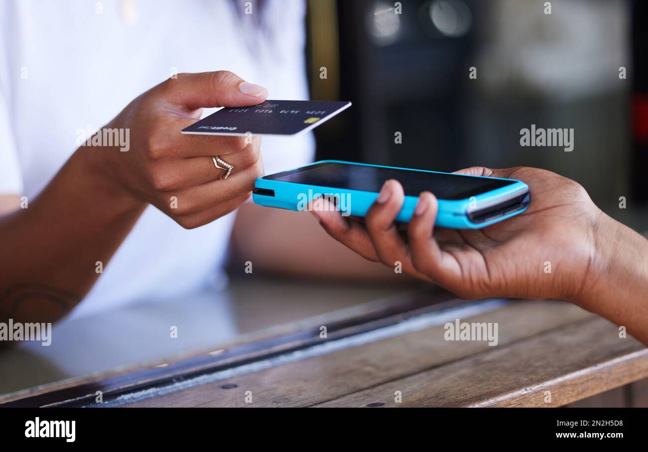 Closeup card tapping wireless hi-res stock photography and images - Alamy