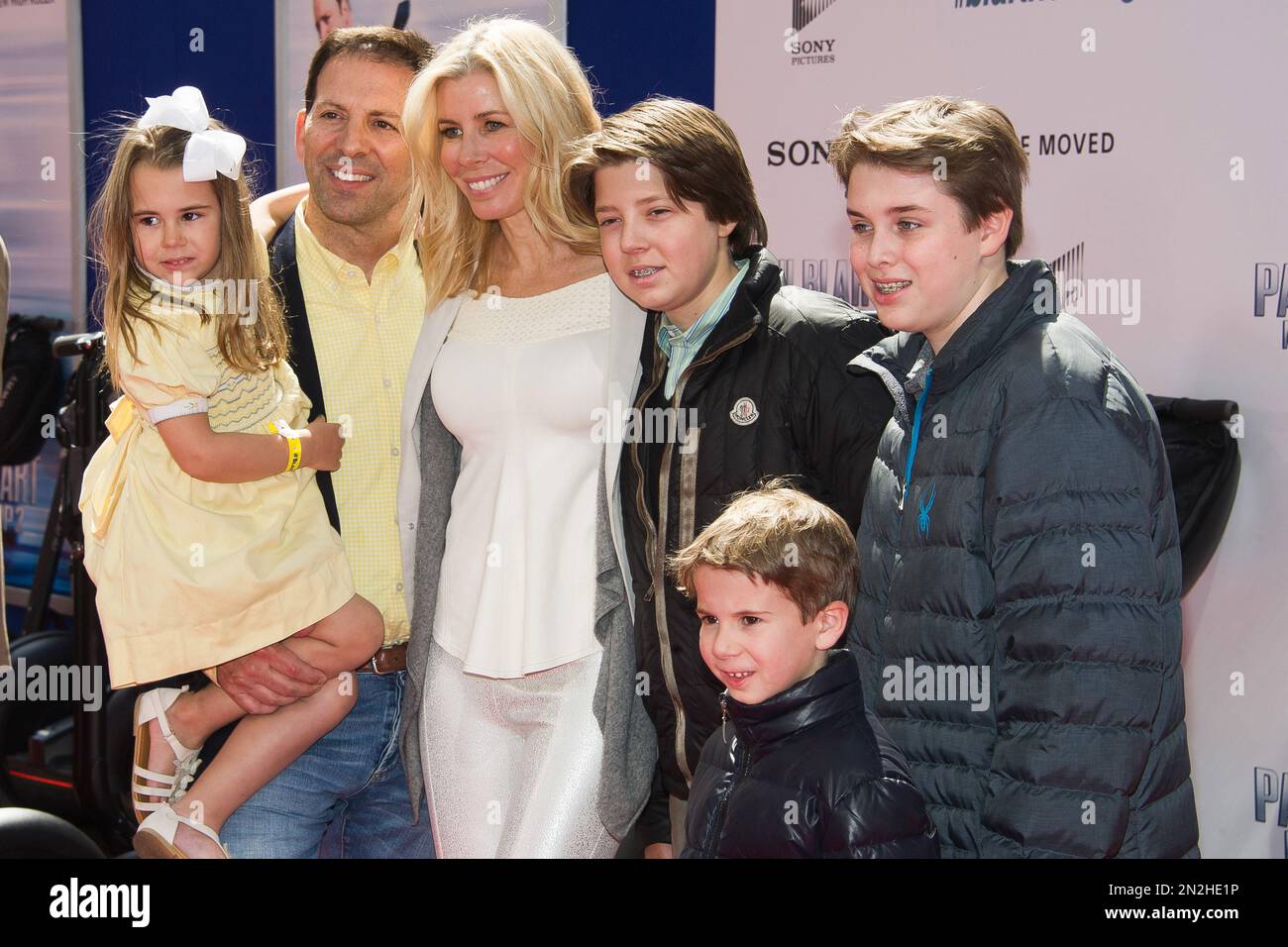 Aviva Drescher arrives to the premiere of "Paul Blart: Mall Cop 2" at ...