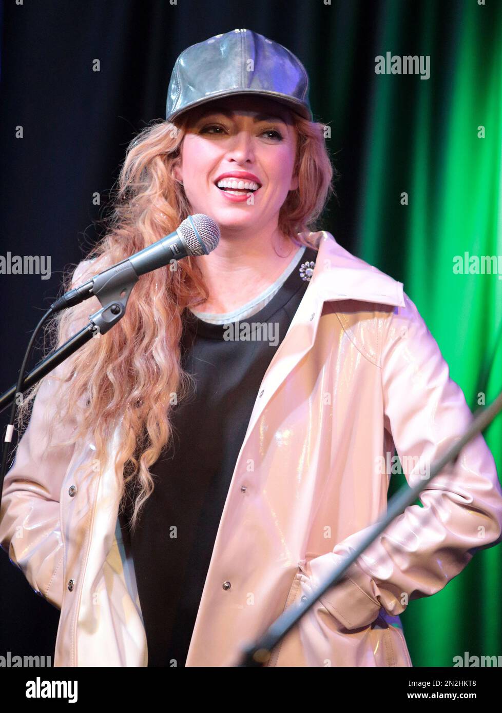 Katie White of the band The Ting Tings visits the Mix 106 Performance ...