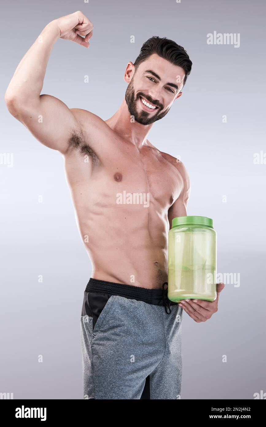 Portrait bodybuilder protein shake hi-res stock photography and images ...