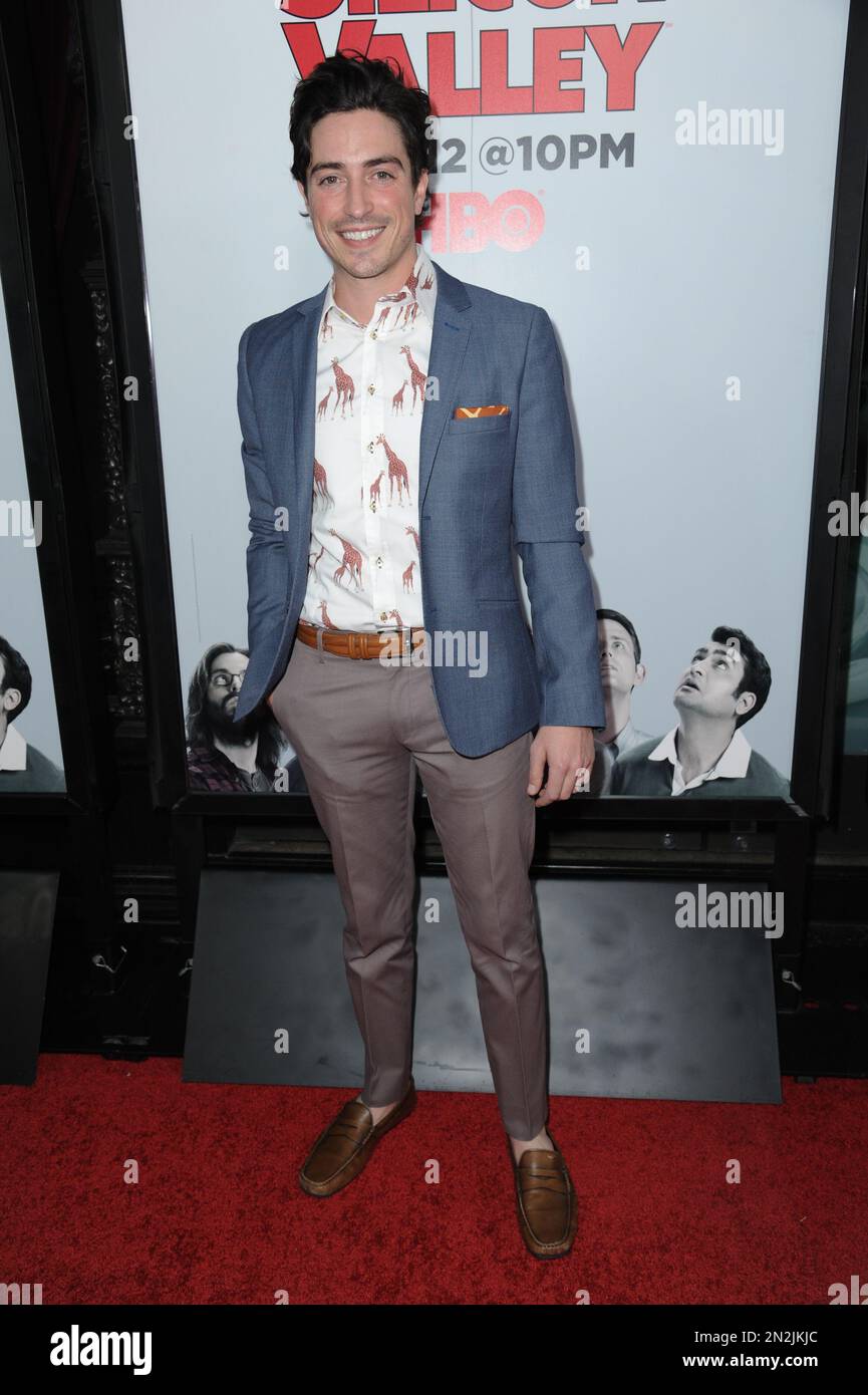 Ben Feldman arrives at the LA Premiere For Season 2 Of "The Silicon ...