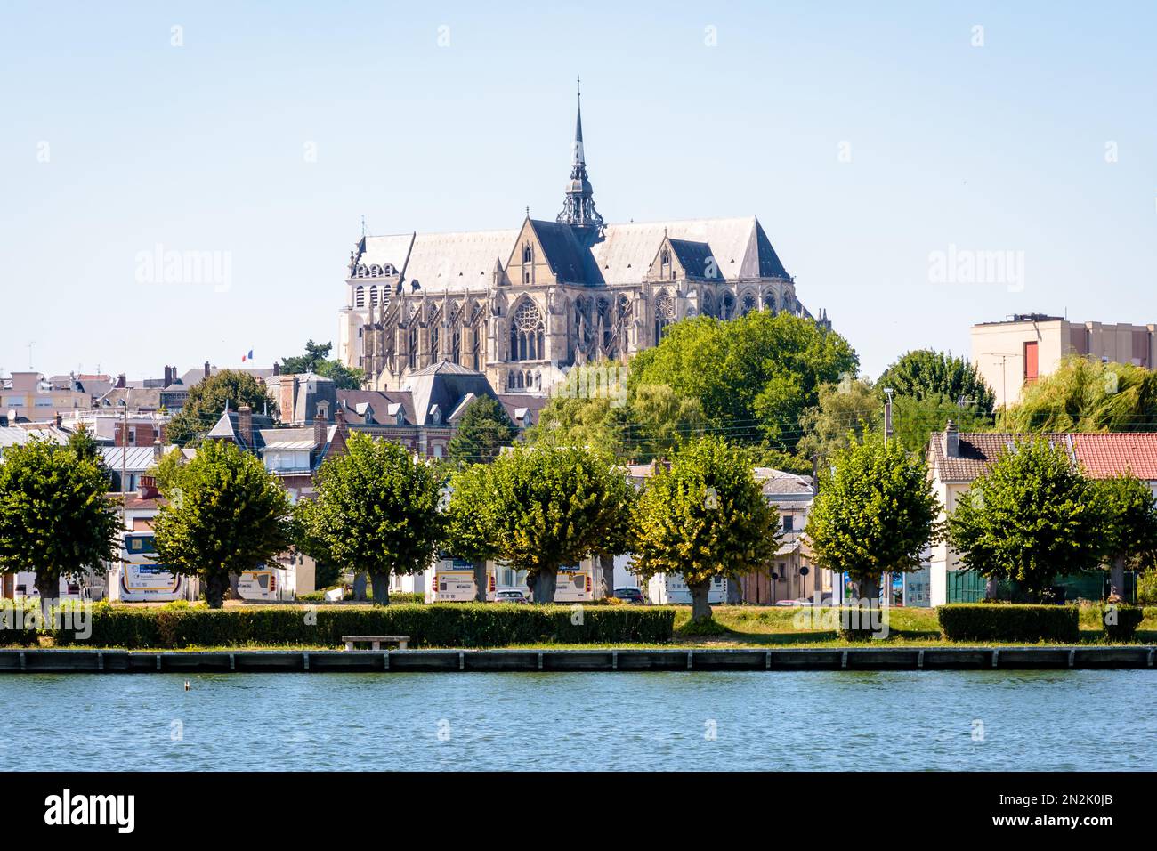 Basilica of saint quentin hi-res stock photography and images - Alamy