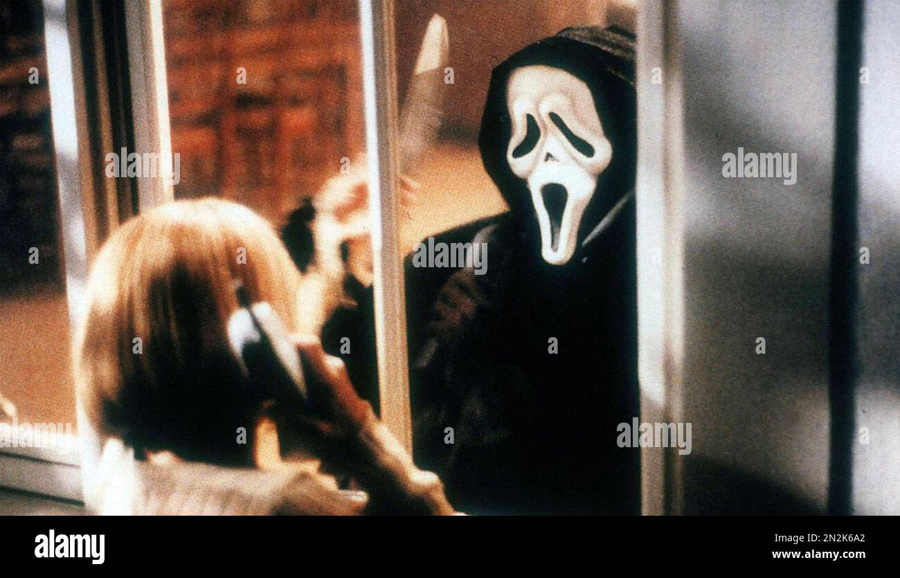 SCREAM 1996 Dimension Films production with Drew Barrymore Stock Photo ...